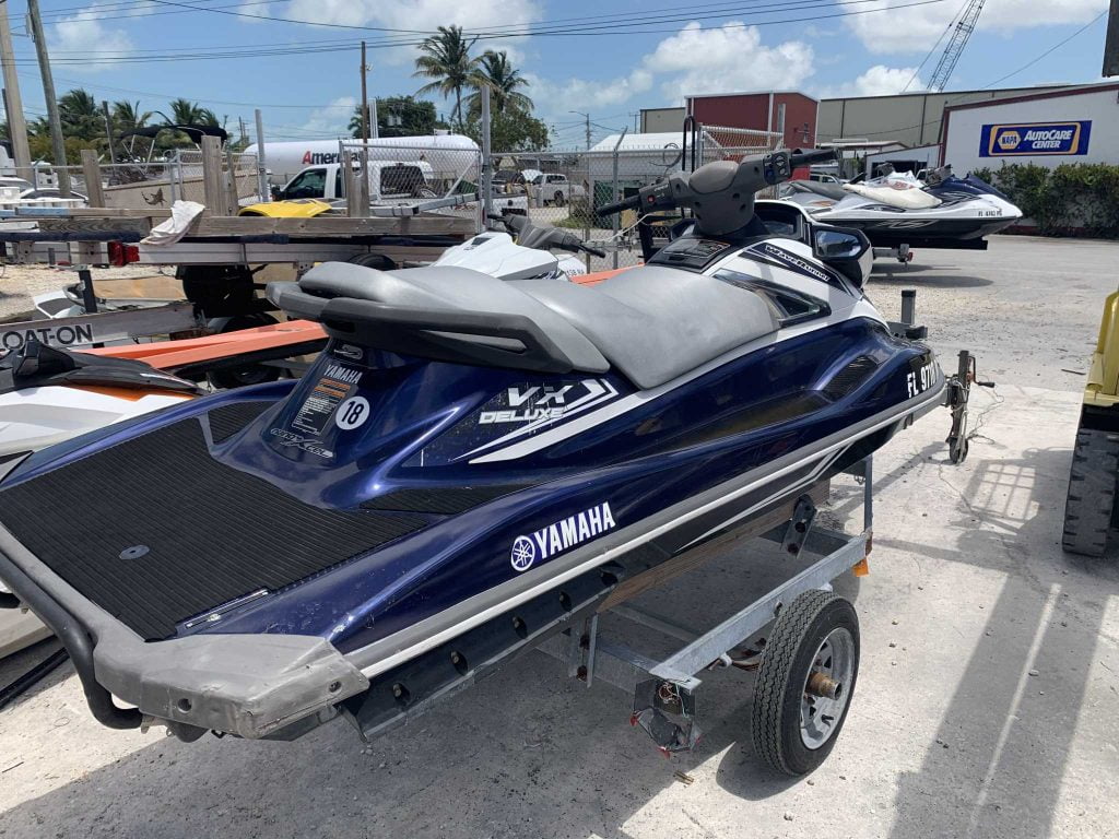 SOLD 2016 Yamaha VX Deluxe Waverunner 300 hours $5500each Wholesale ...