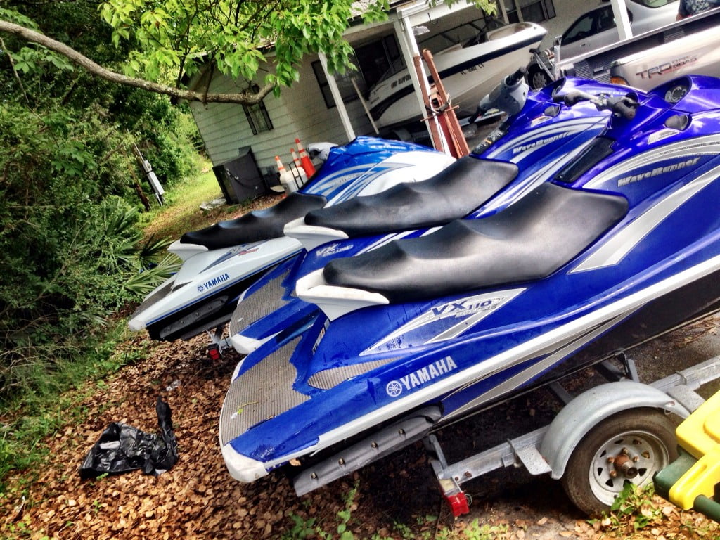5 Yamaha vx110 Jetskis plus parts and trailers Read entire add please 2 ...